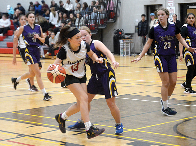 Westside Thunder girl’s basketball team leading District 4 | Orangeville Citizen